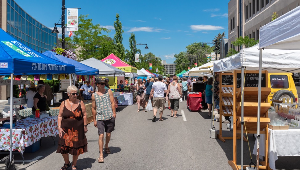The Street Fair – Tracy's Tidbits